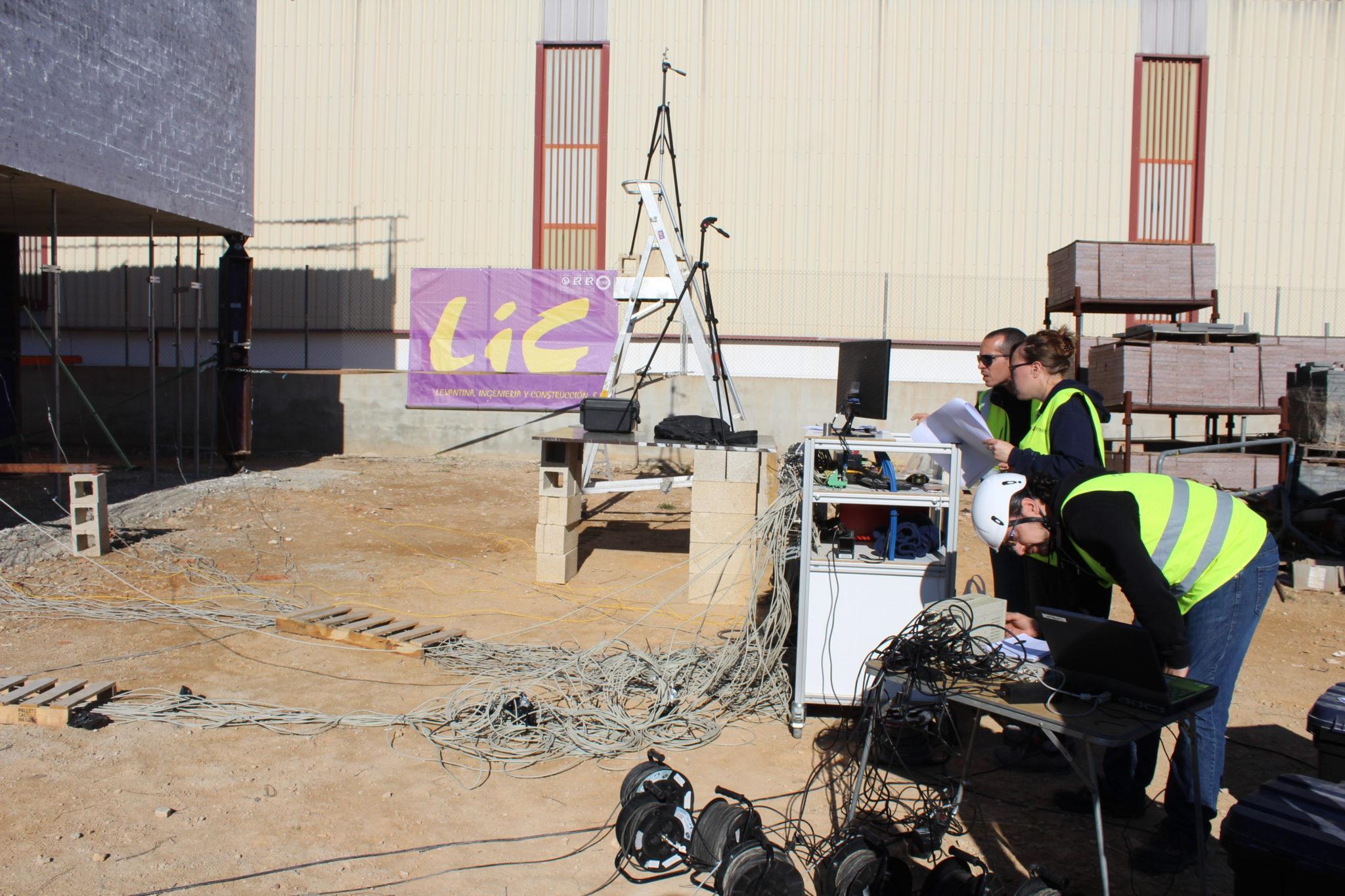 First test on a full-scale building structure under a sudden corner ...